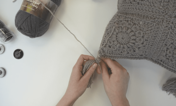 How to Make and Attach the EASIEST Tassel | King Cole